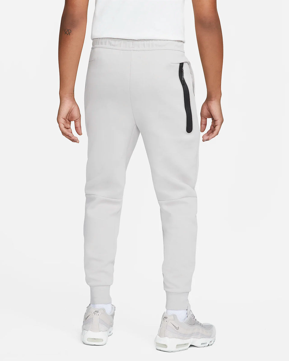 Nike Sportswear Tech Fleece Jogginghose Light Iron DV0538-012 – Perplex ...